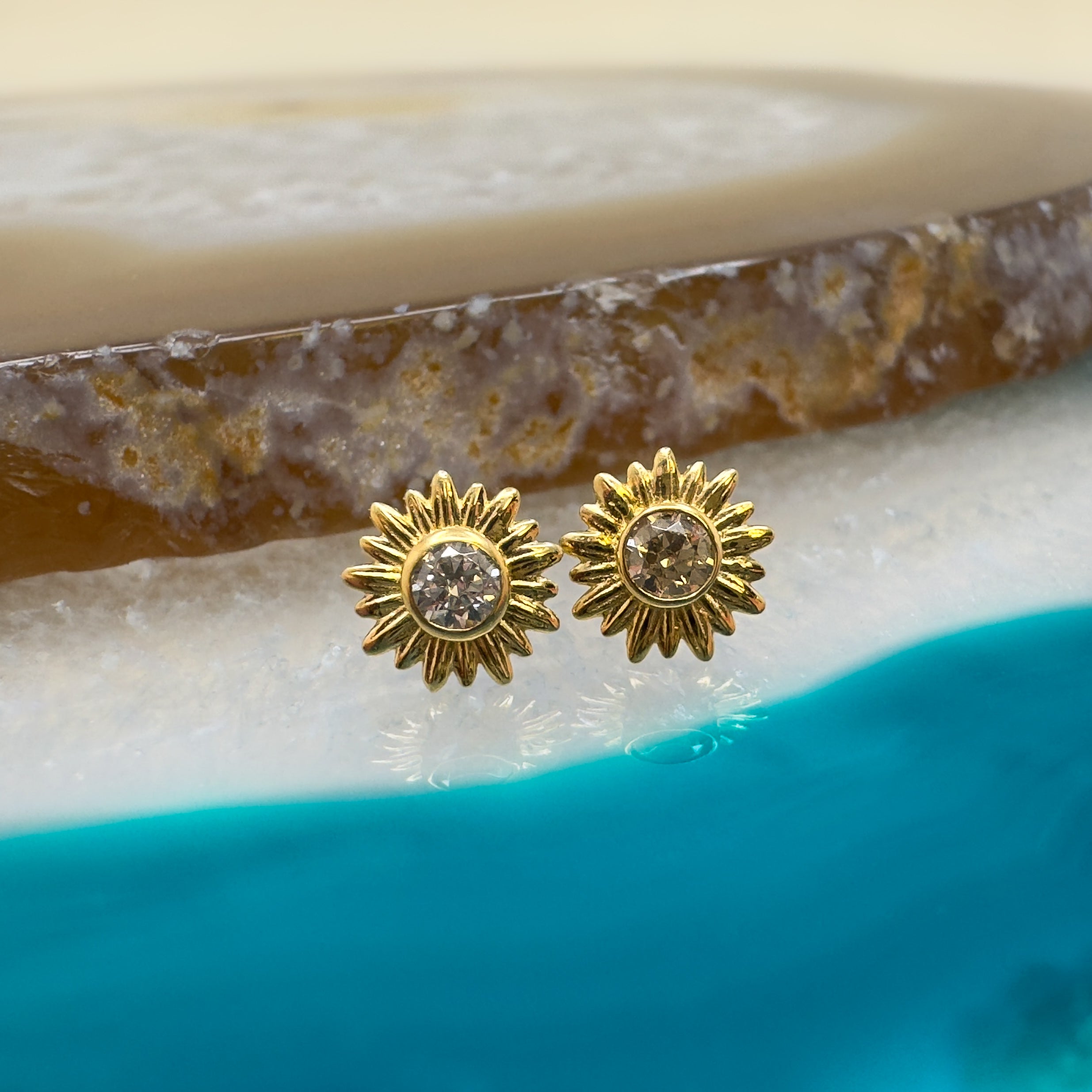 18K Sunflower – Atomic Body Jewelry