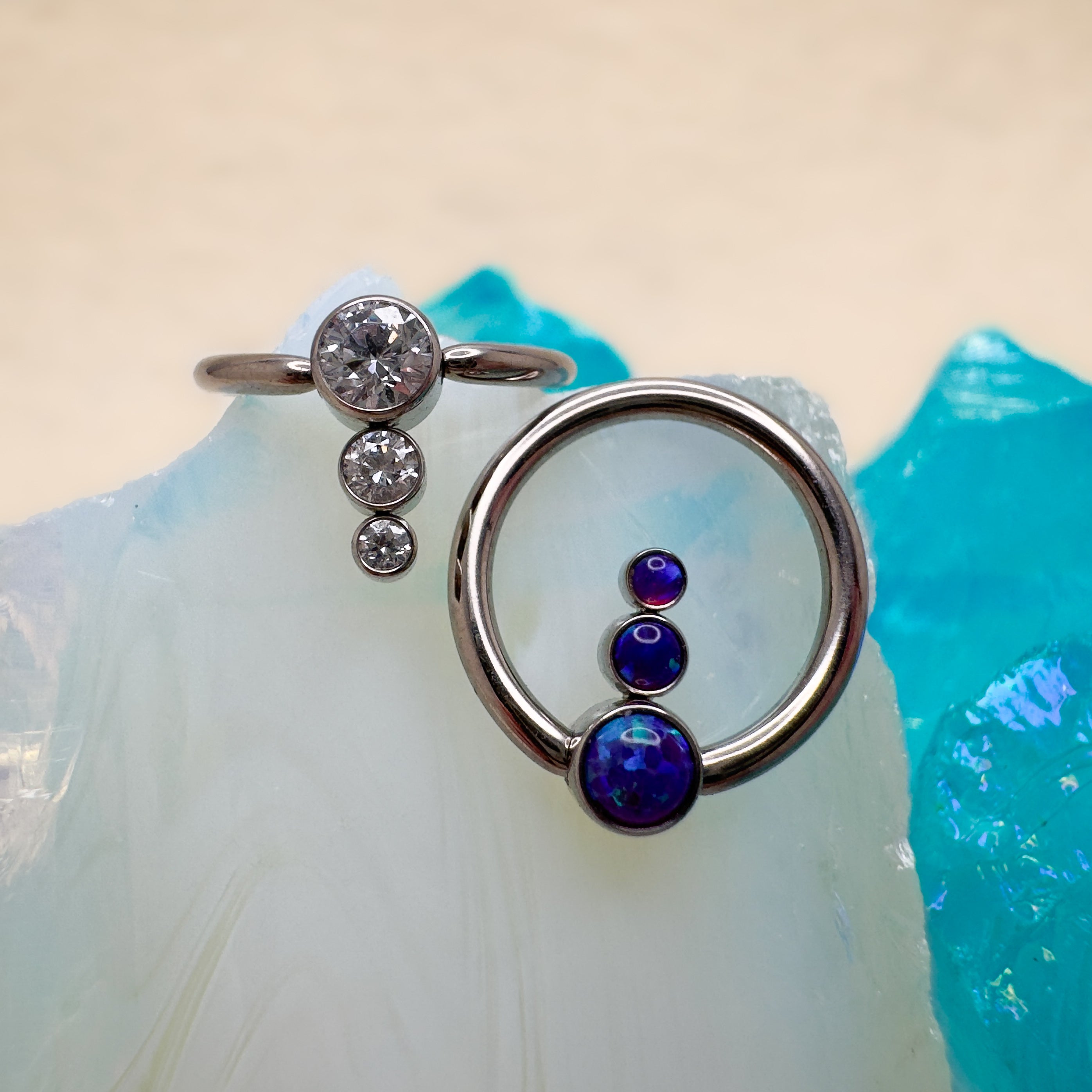 Linear Captive Bead Ring – Atomic Body Jewelry